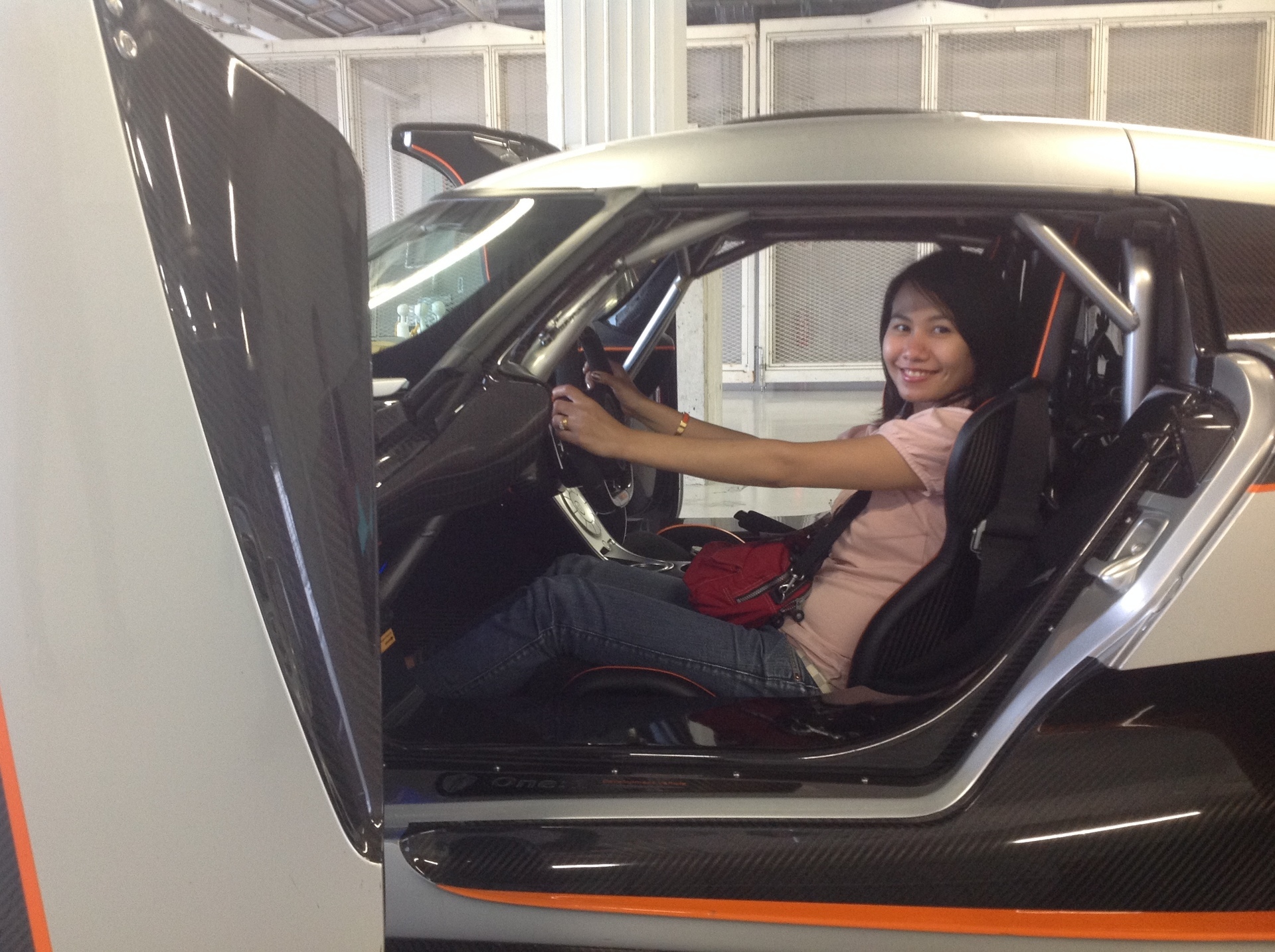 Koenigsegg Agera One:1に乗た話！！: mikichan1984@Youtube